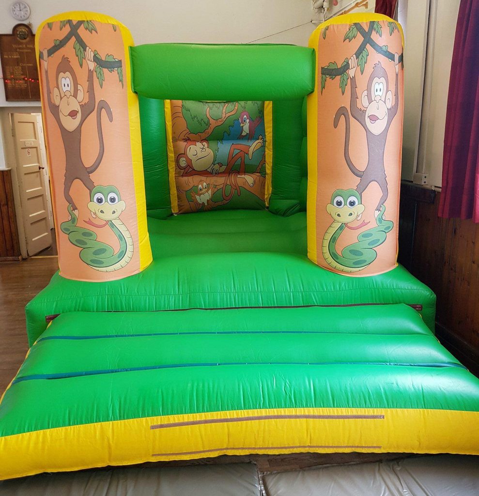 Jungle 10x12 Castle - Jolly Kids Castles