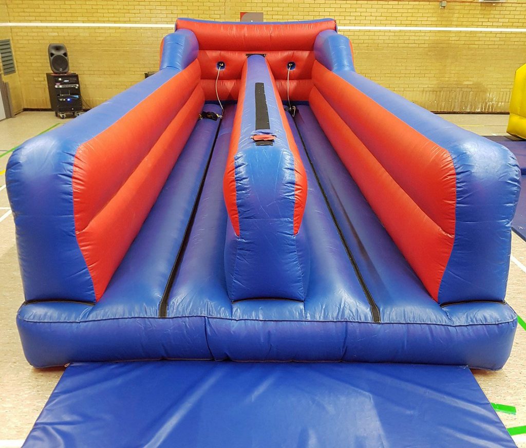 30ft Bungee Run - Jolly Kids Castles