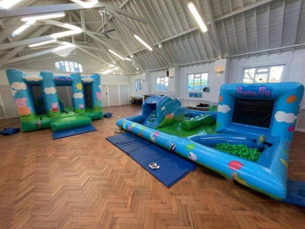 Peppa Pig Activity Package - Jolly Kids Castles