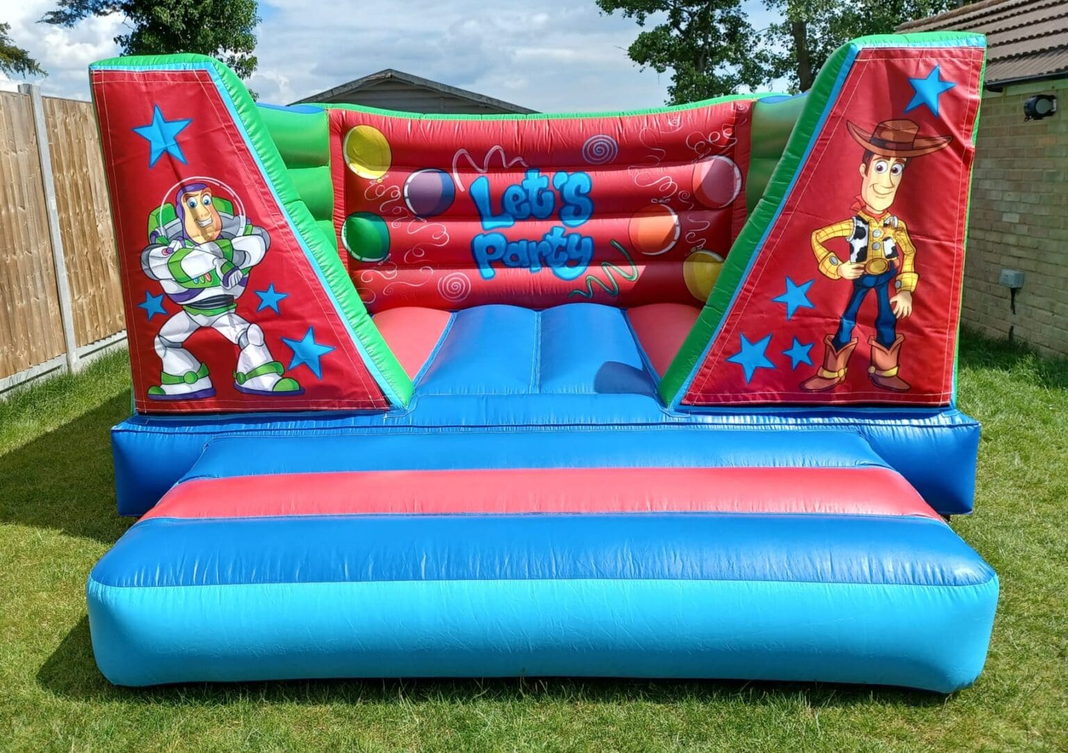 Toy Story 8ft Velcro Castle - Jolly Kids Castles - Essex
