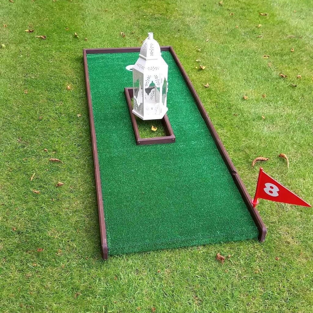 Mini Golf Hire - Jolly Kids Castles, Inflatable Hire, Essex