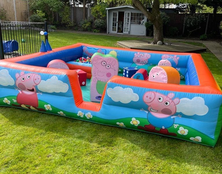 Peppa Pig Inflatable Surround & Soft Play - Jolly Kids Castles